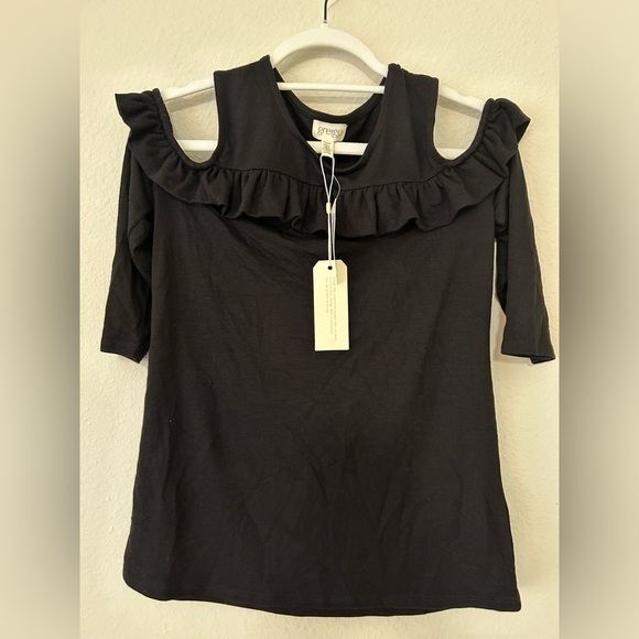 Greige | Sweaters | Nwt Shoulder Keyhole Sweater | Poshmark